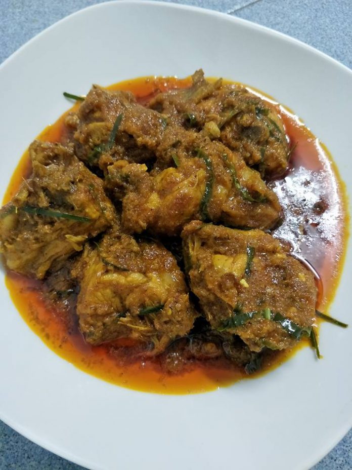 Step By Step Lengkap Cara Masak Rendang Ayam. Confirm Menjadi & Sedap!