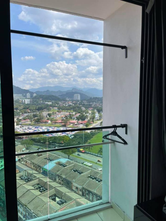 DIY Rod Langsir Jadi Penyidai Kain Di Balkoni, Lepas Pakai Boleh Simpan ...