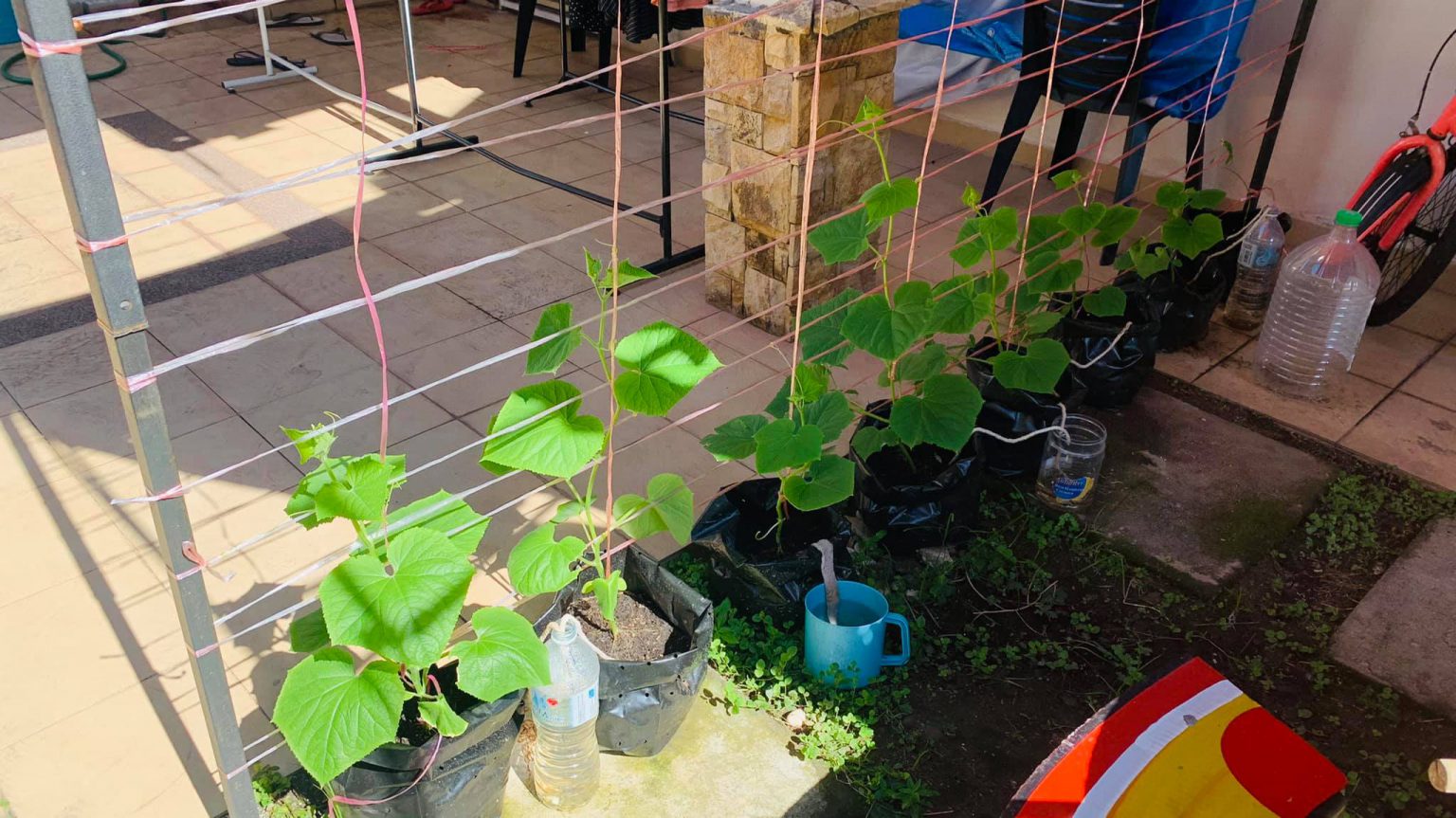 DIY Panel TV Untuk Sorok Wayar Berselirat Supaya Ruang Nampak Kemas ...