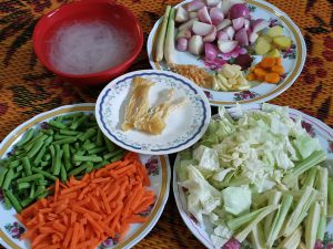 DIY Panel TV Untuk Sorok Wayar Berselirat Supaya Ruang Nampak Kemas ...