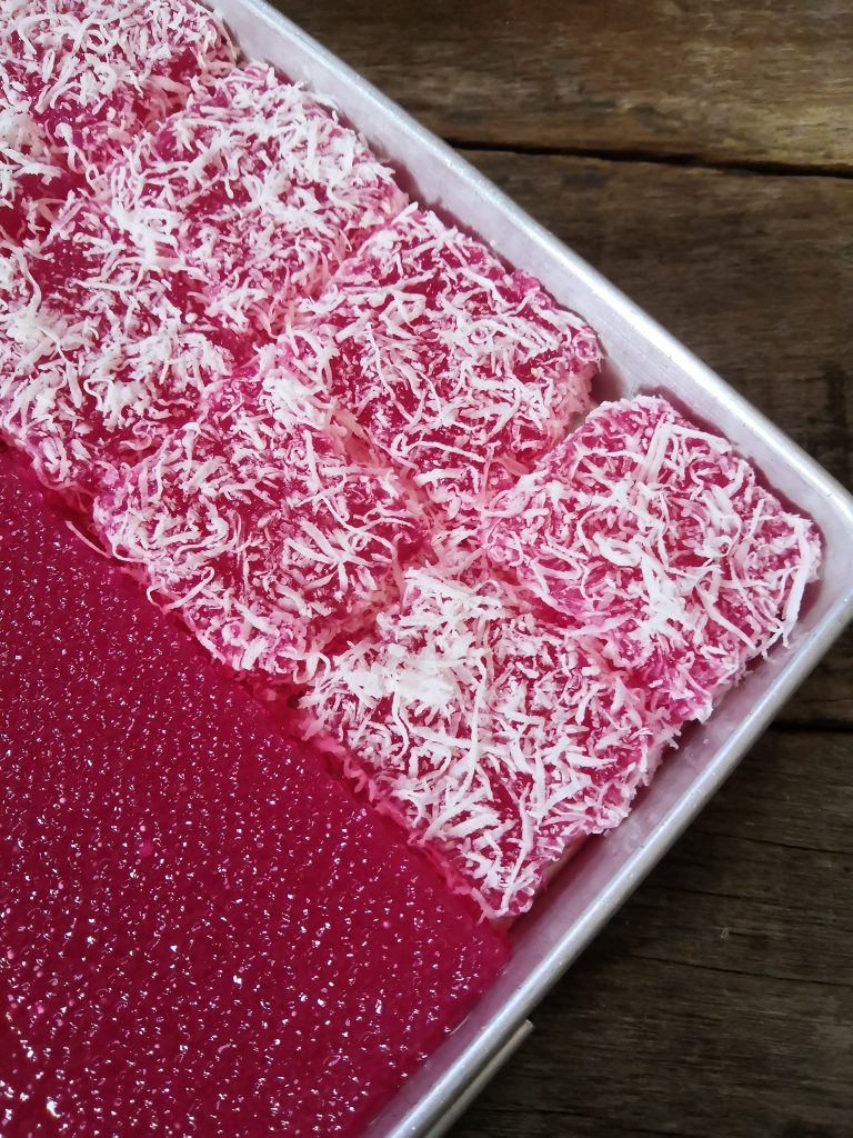 Kalau Buat Kuih Sagu, Masak Cara Ini Untuk Dapatkan Sagu Yang Jernih ...