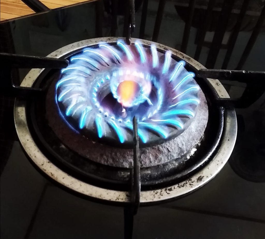 Cara Servis Dapur Gas Kalau Api Dah Makin Kecil. Boleh Guna Cara Ini ...