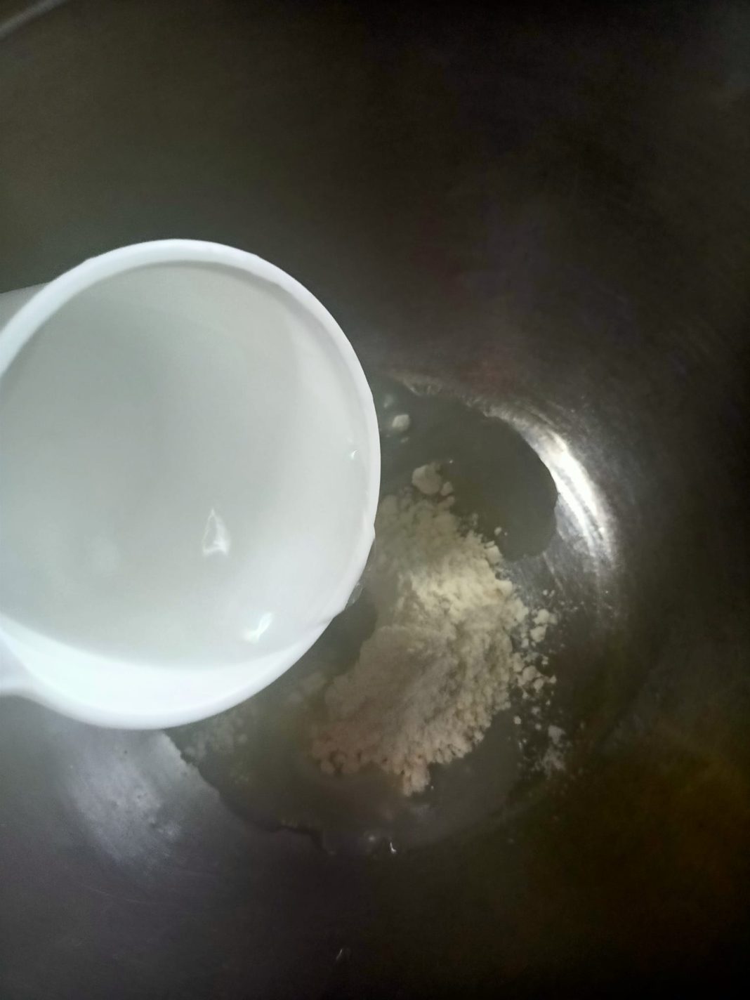 Guna Cara Ini Untuk Bancuh Tepung, Baru Dapat Cucur Kucai Yang Sedap ...