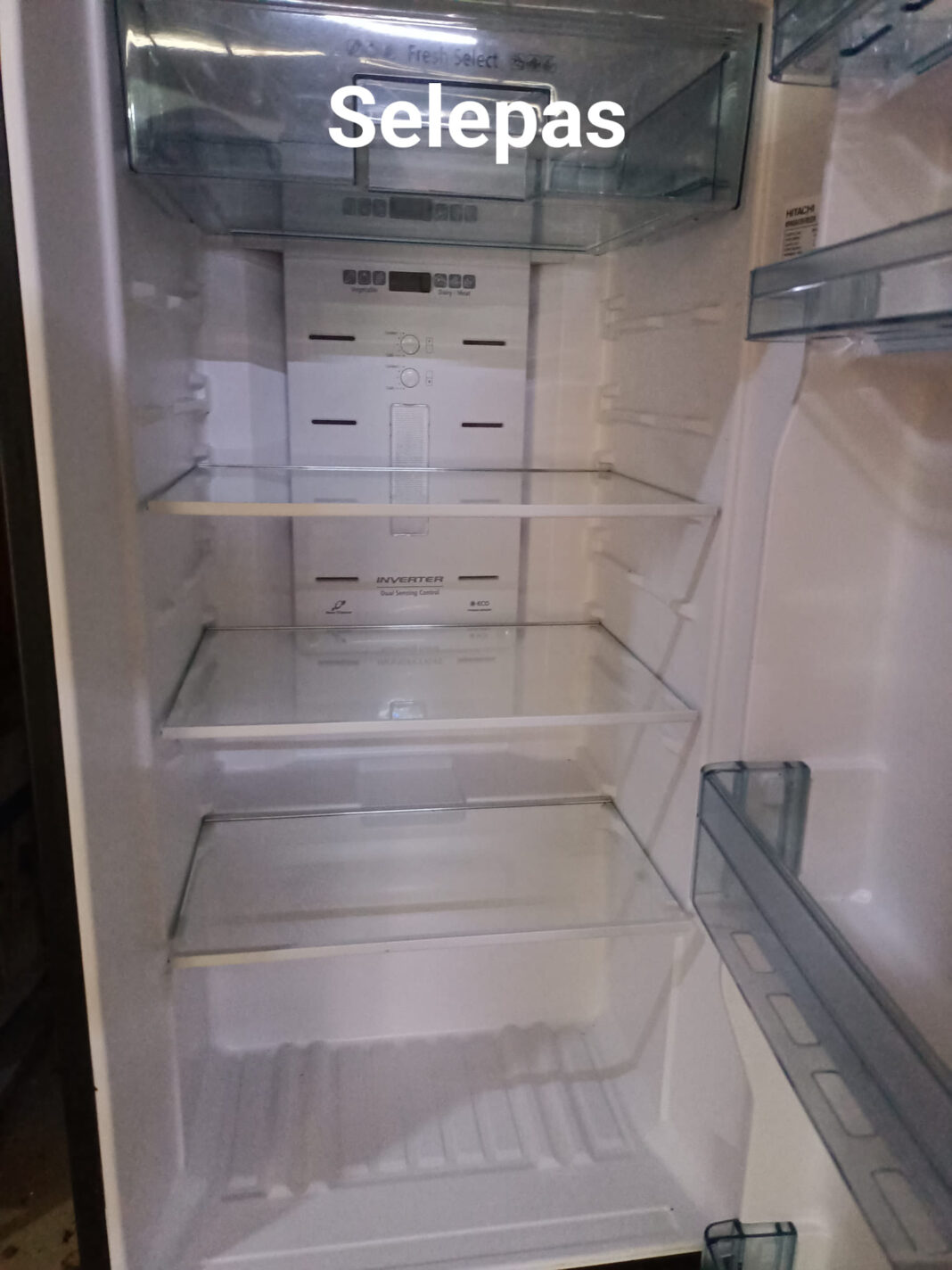 Deep Clean Peti Sejuk Yang Lama Tak Dibersihkan. Guna Pencuci Ini ...